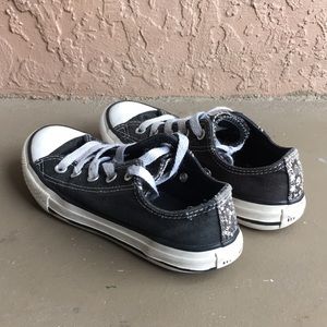 Converse | Shoes | Girls Converse Chuck Taylor Shoes Size 3 | Poshmark